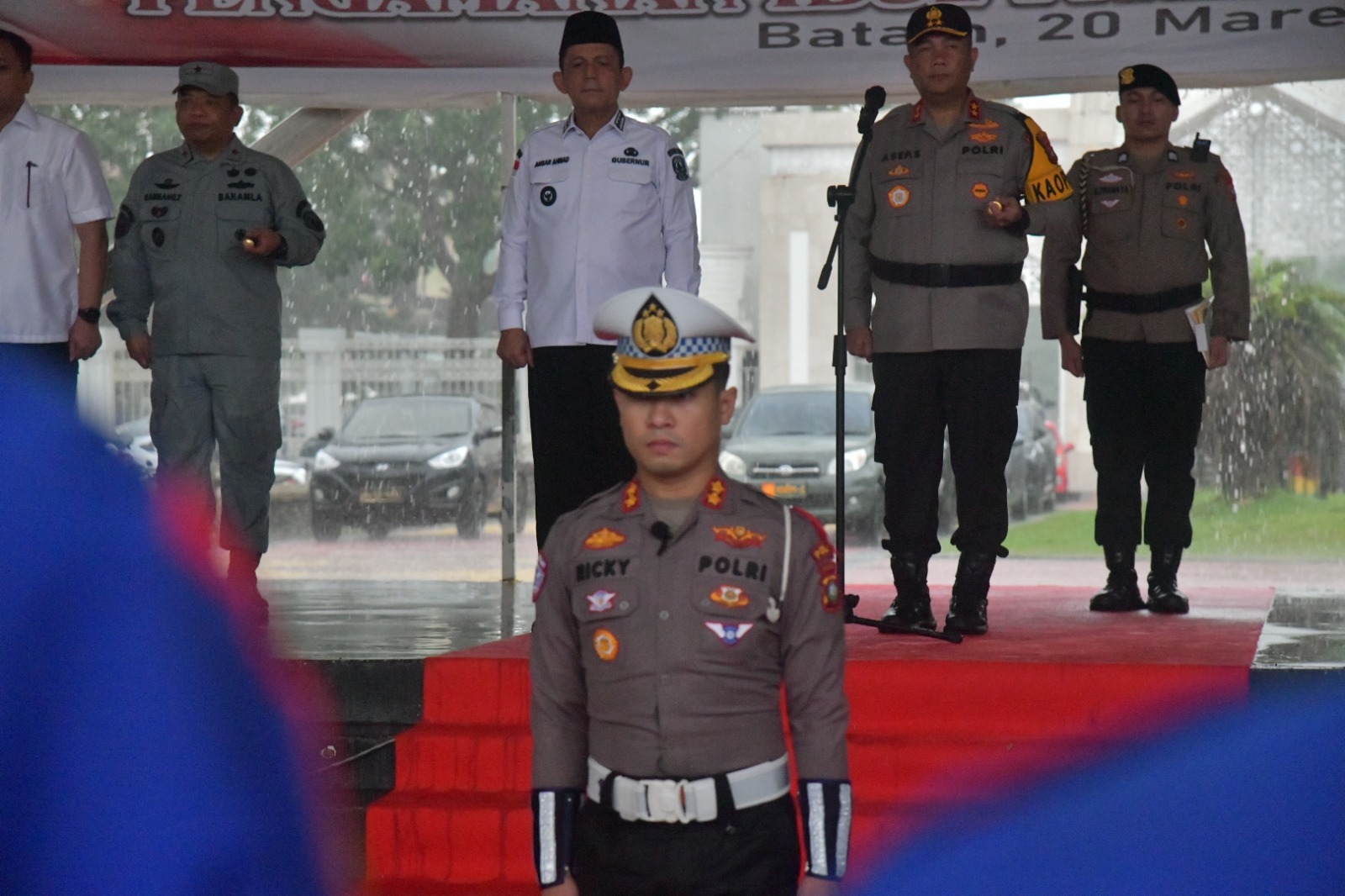 Gubernur Kepri dan Kapolda Pimpin Gelar Apel Pasukan Operasi Ketupat Seligi 2025 - Terdepan ...