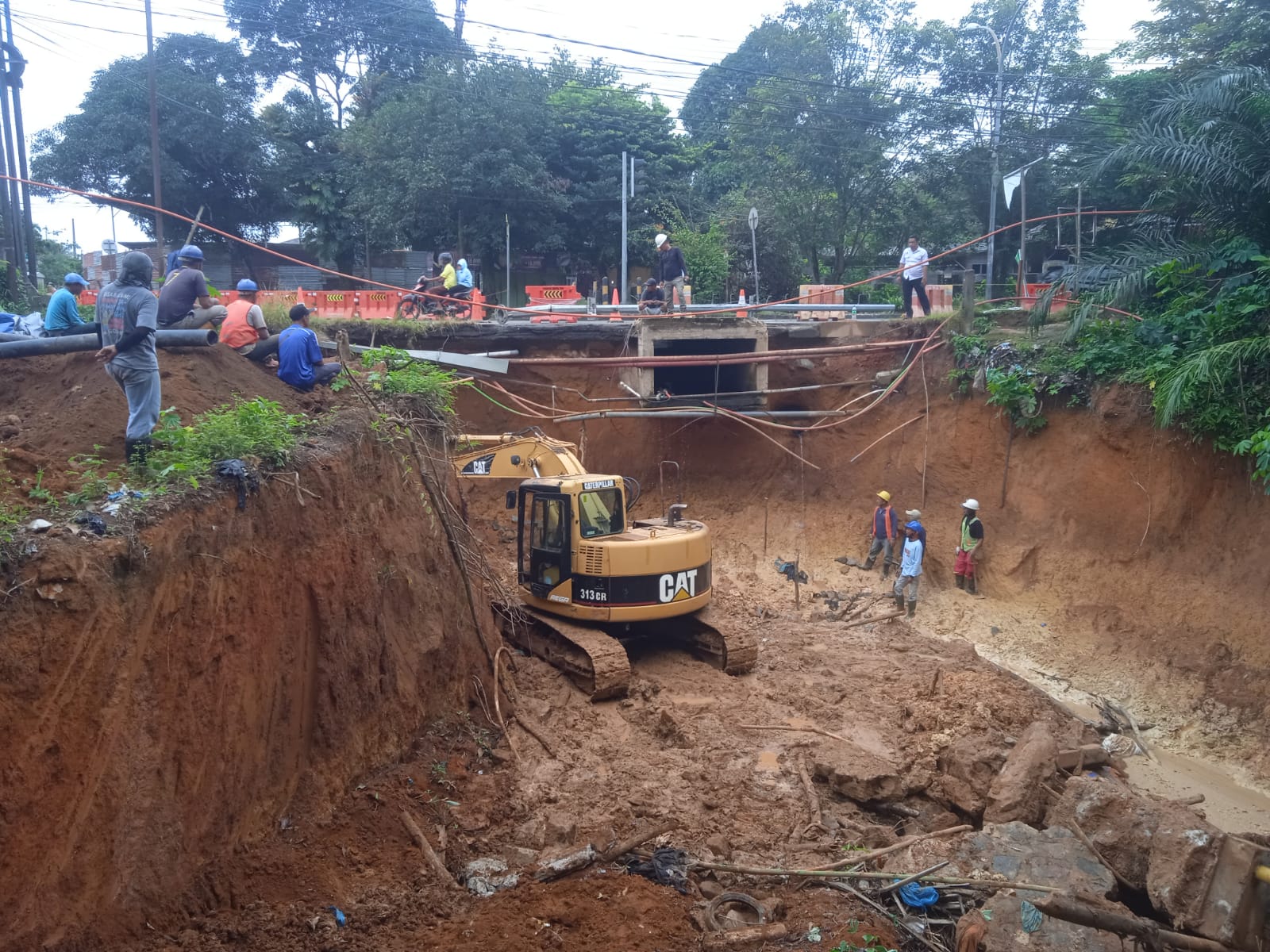 Longsor Bahu Jalan Simpang MKP Rampung, Gunakan Konstruksi Bronjong ...