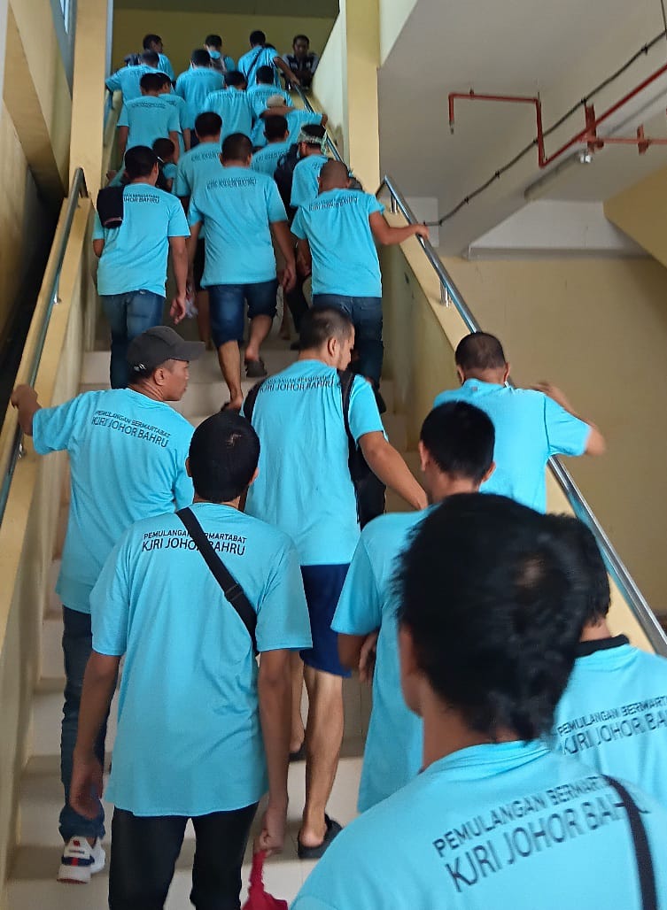 PMI Asal Aceh dan Sumut Dipulangkan Melalui Batam - Terdepan Mengulas ...