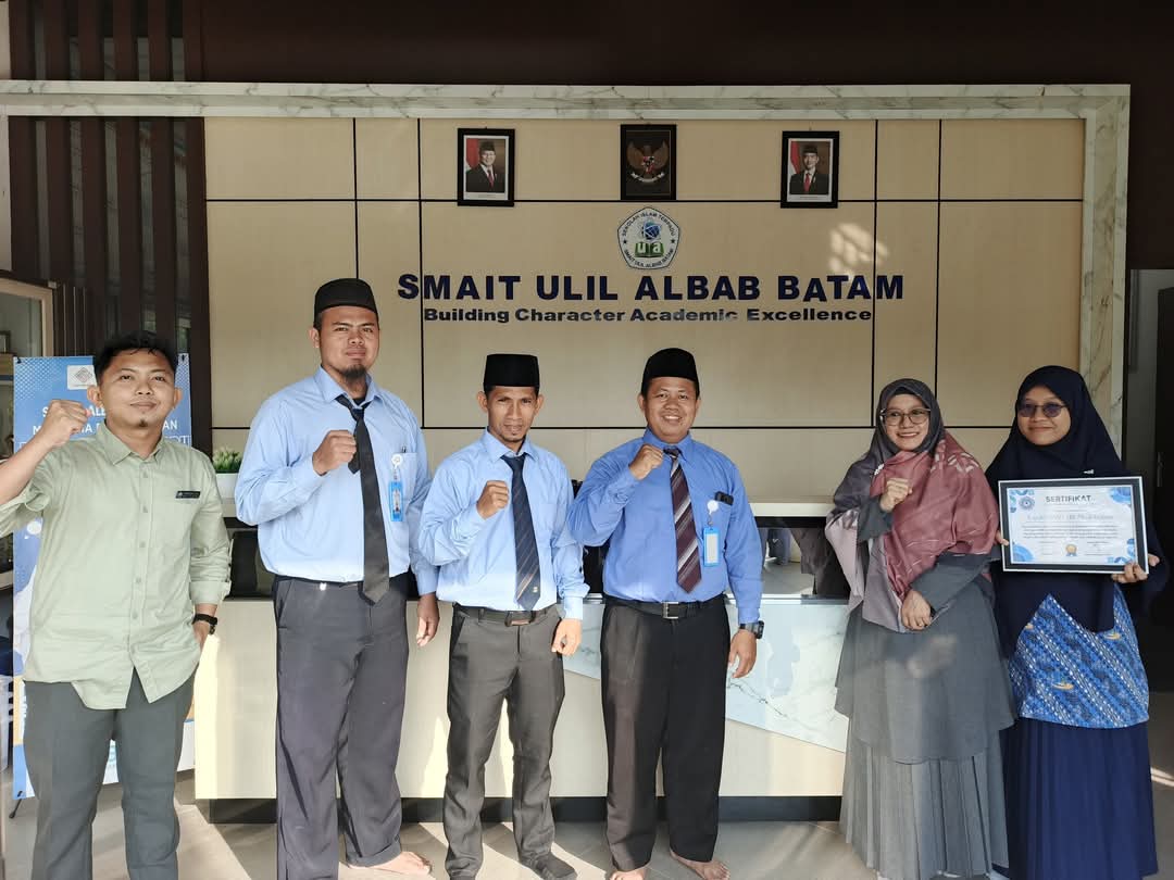Studi Banding SMA Al Ihsan ke SMAIT Ulil Albab dan SMA Islam Andalusia Batam: Menimba Ilmu ...